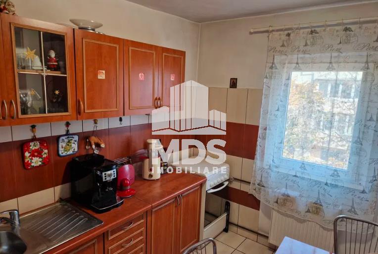 3 CAMERE, COMPLEXUL STUDENTESC! - 5773
